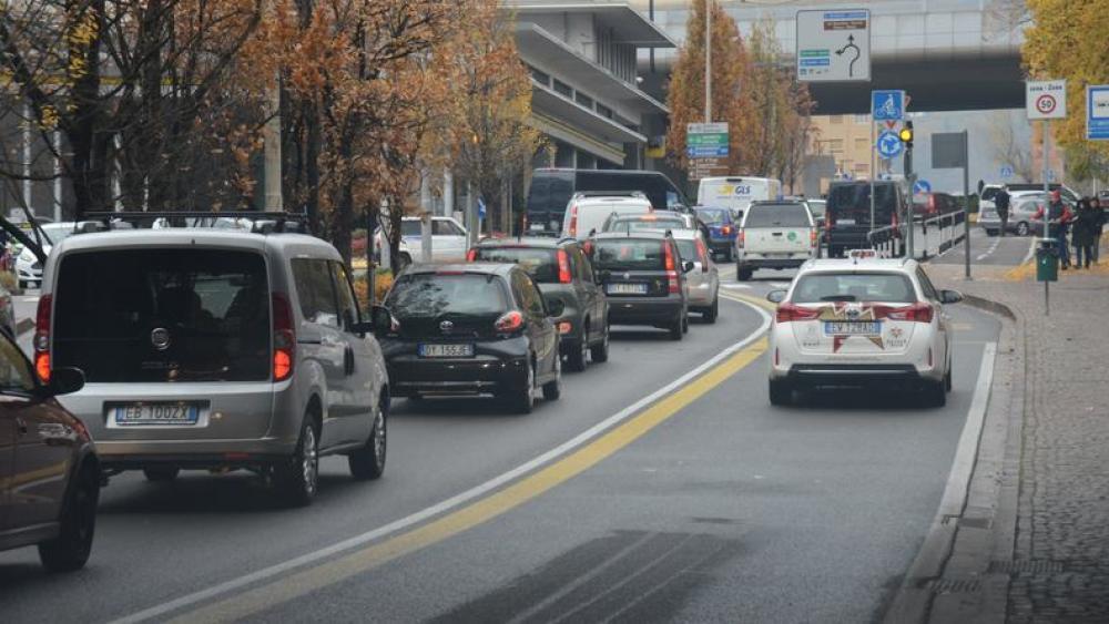 Unfall im Virgltunnel legt Verkehr lahm