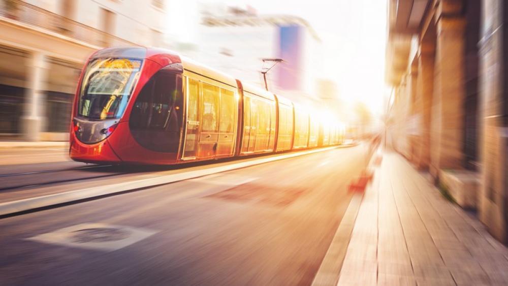 Bozen: Straßenbahn auf Schiene bringen