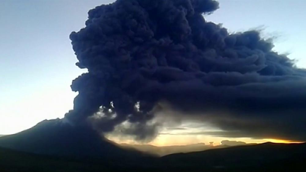 Vulkan-Eruption in Peru