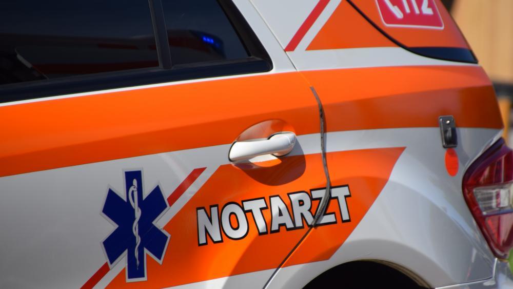 Toblach: Motorrad gegen Auto – Mann mittelschwer verletzt