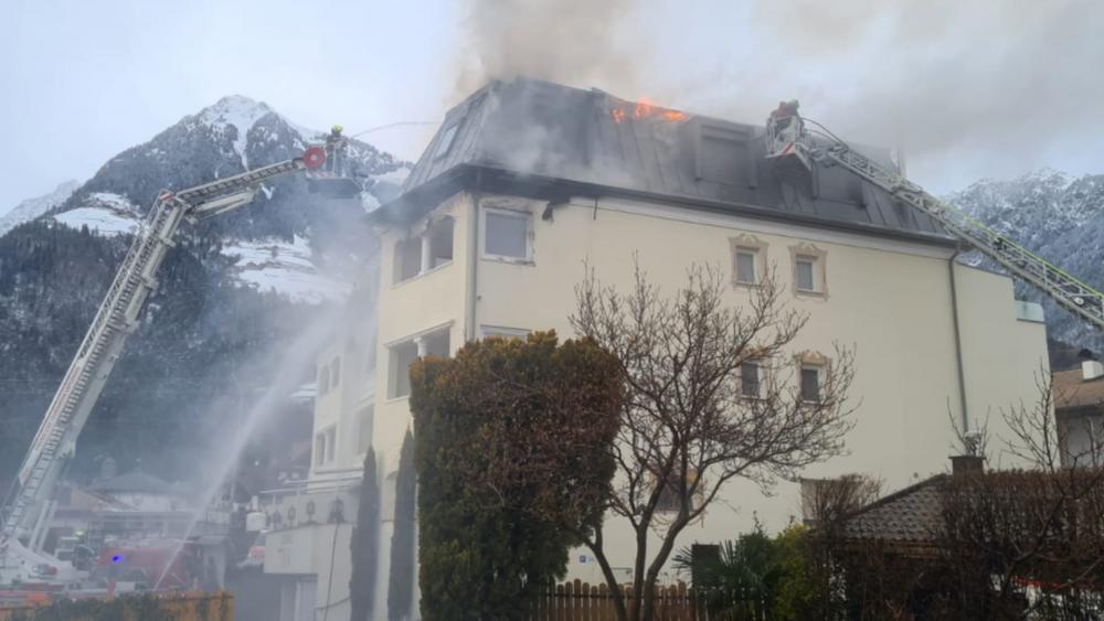Brand in Hotel in Dorf Tirol