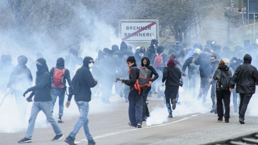Urteil Brenner-Anarchisten: 129 Jahre, ein Monat und 20 Tage Haft ...