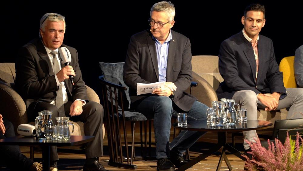 Leser reden mit: Familie und Landwirtschaft zentrale Themen - Videos ...