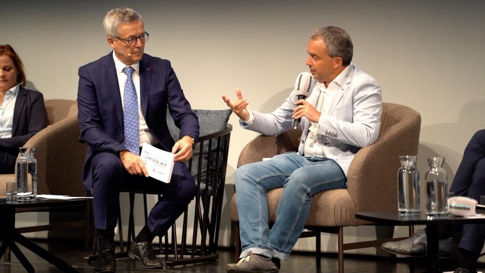 Leser reden mit: Wohnen und Sanität auch in Bozen prioritär - Videos ...