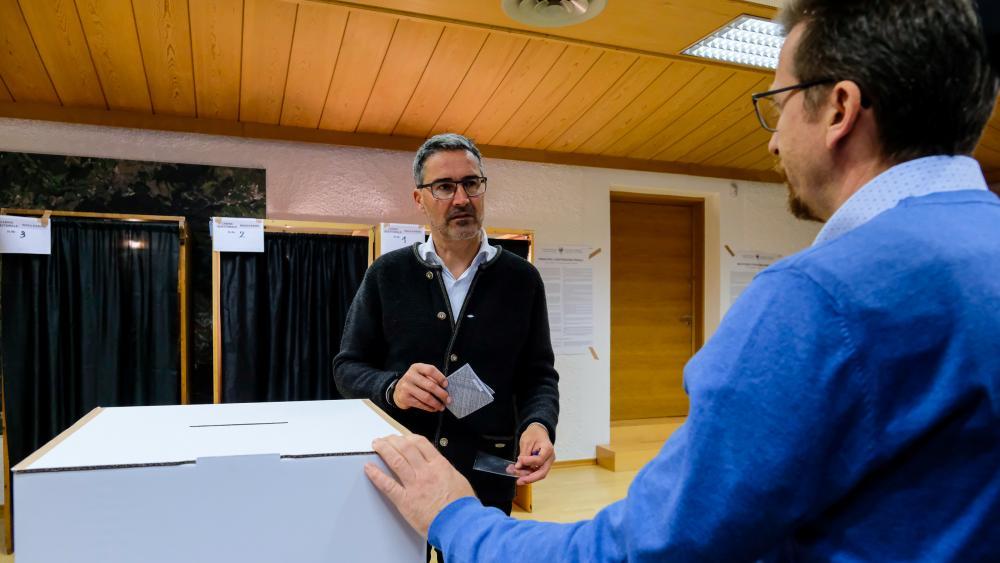 Zwischenstand: Wahlbeteiligung gesunken - Politik | stol.it