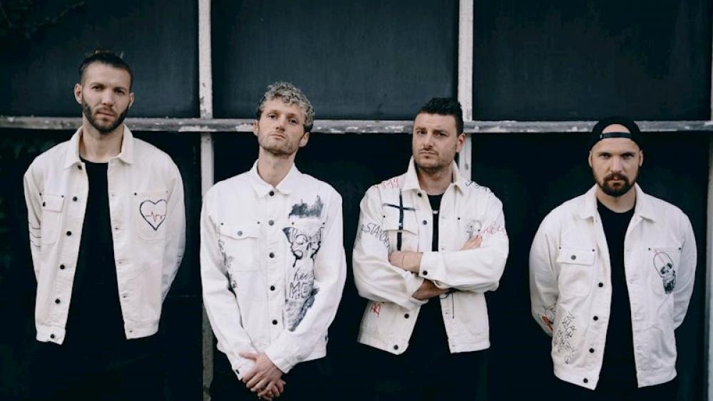 Barbianer Band Stunde Null schaffen den Sprung in die deutschen Charts ...