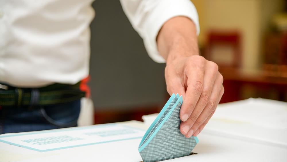 Obstruktion im Regionalrat: Die Endlos-Reden der Opposition - Politik ...