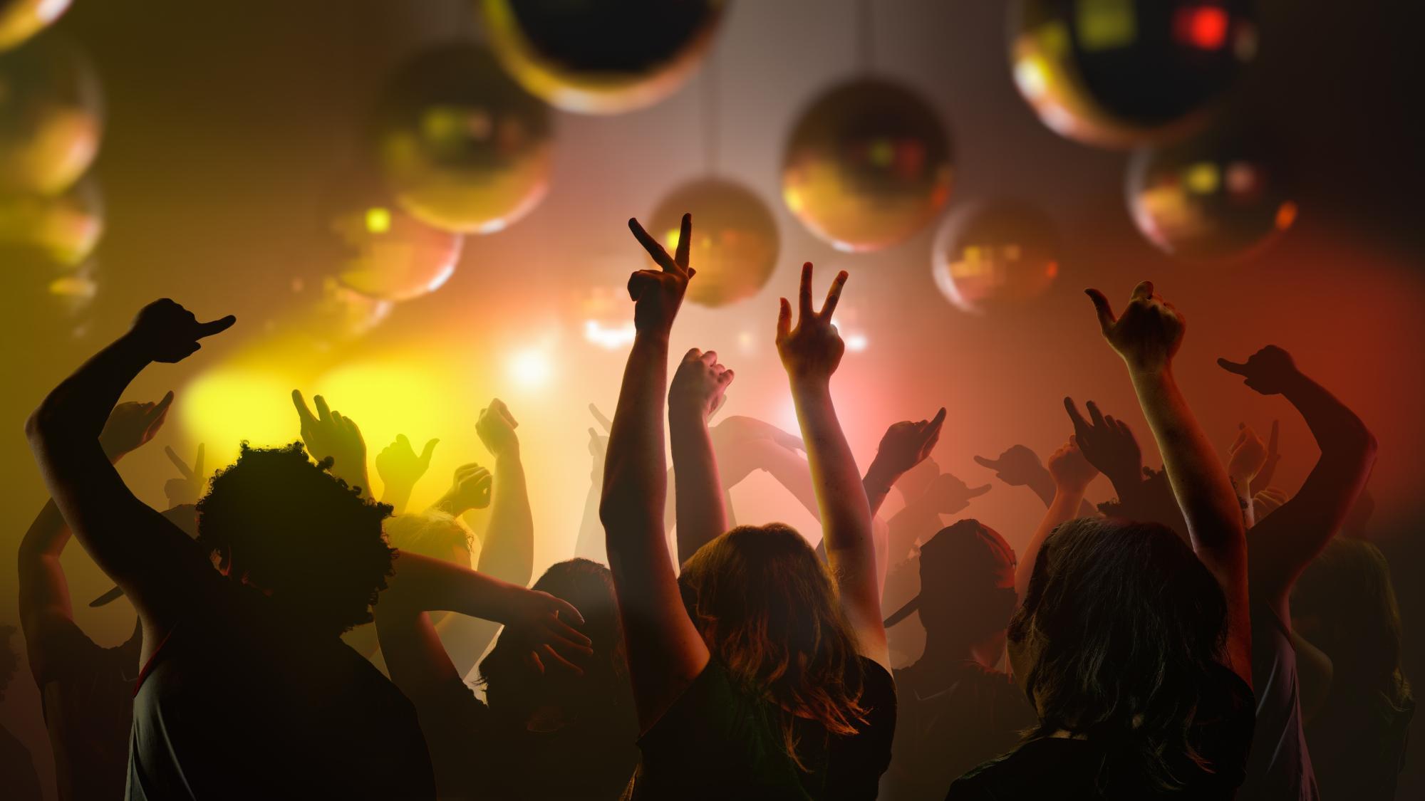 Diskotheken können im Juli öffnen - Chronik | stol.it