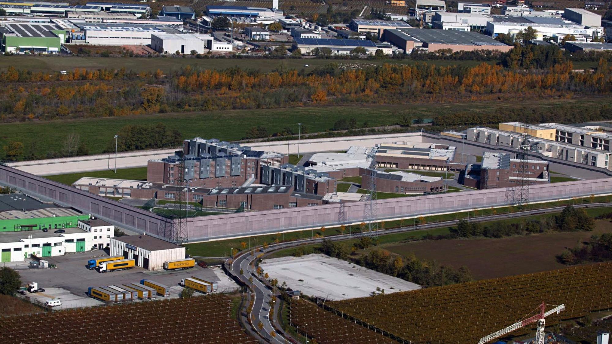 Misshandlungsverdacht: Jetzt dürfen die Kinder reden - Chronik | stol.it