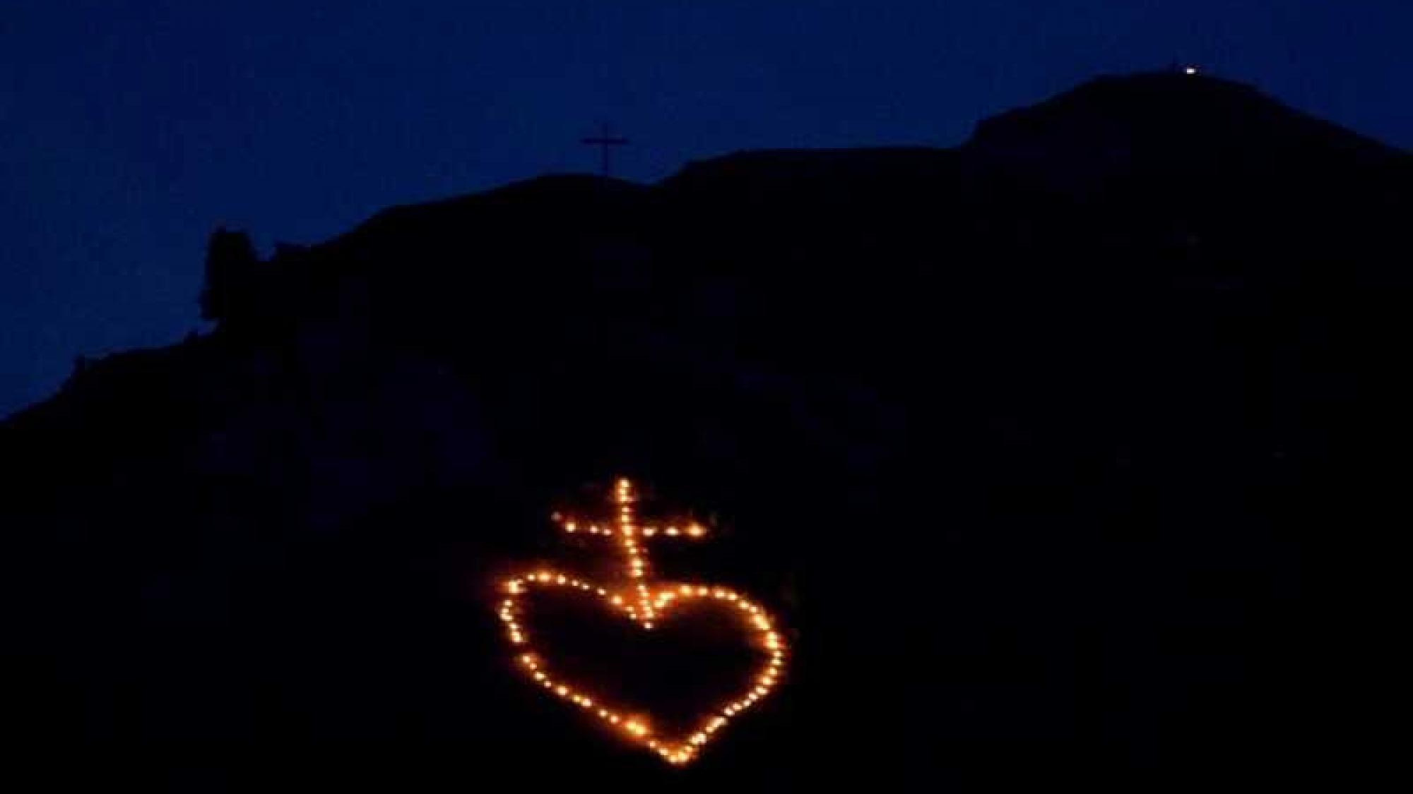 Herz Jesu: Brennende Berge - Panorama | stol.it