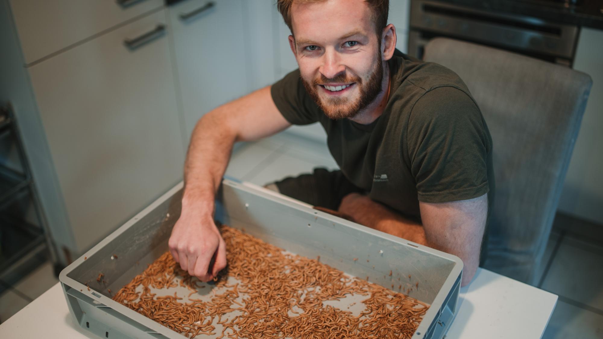 Bei ihm ist garantiert der Wurm drin! - Panorama | stol.it