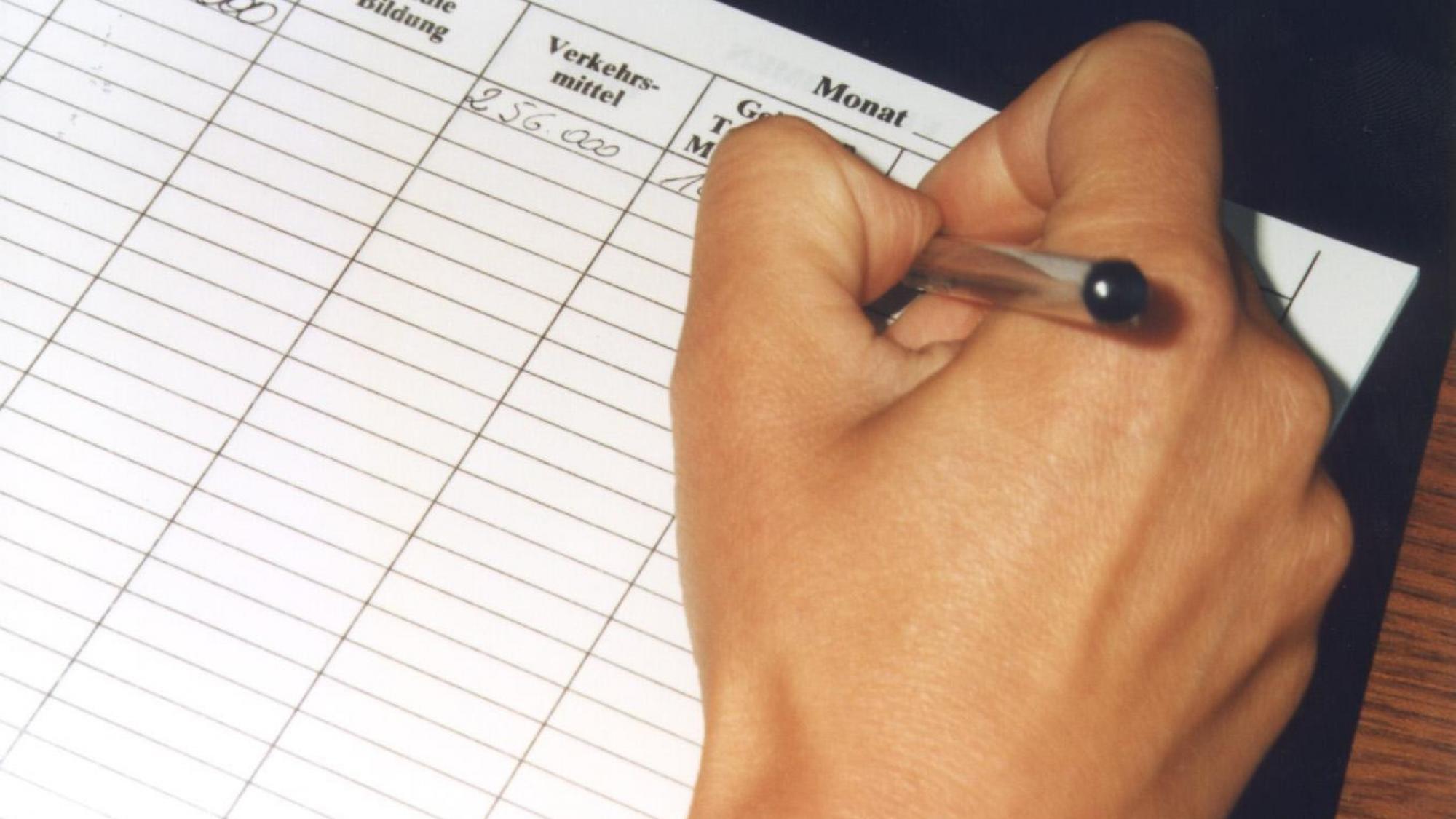 Finanzielle Notlage: „Über Geld muss man reden“ - Chronik | stol.it