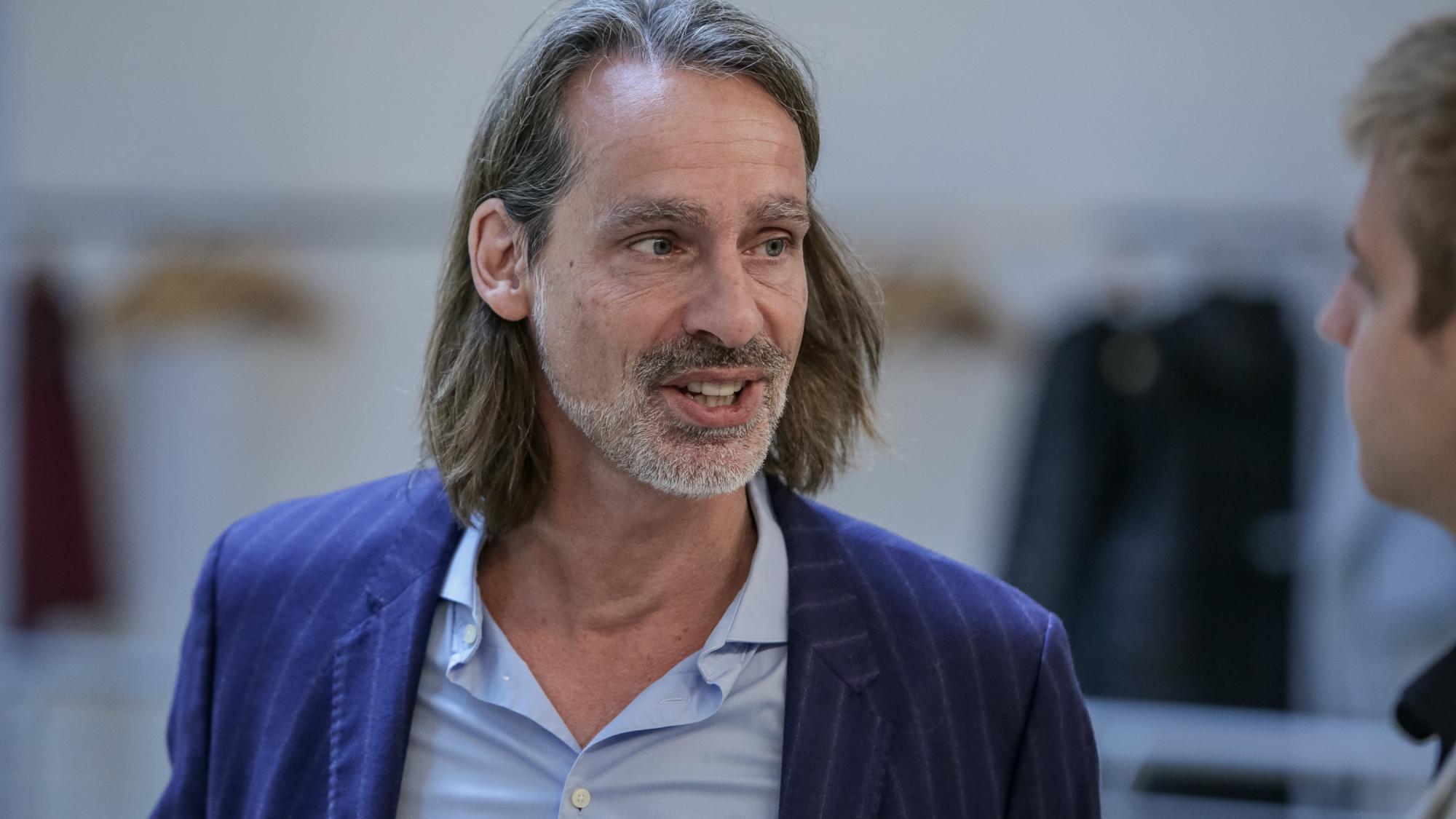 Richard David Precht in Bozen: „Serviceberufe gehen als Sieger hervor ...