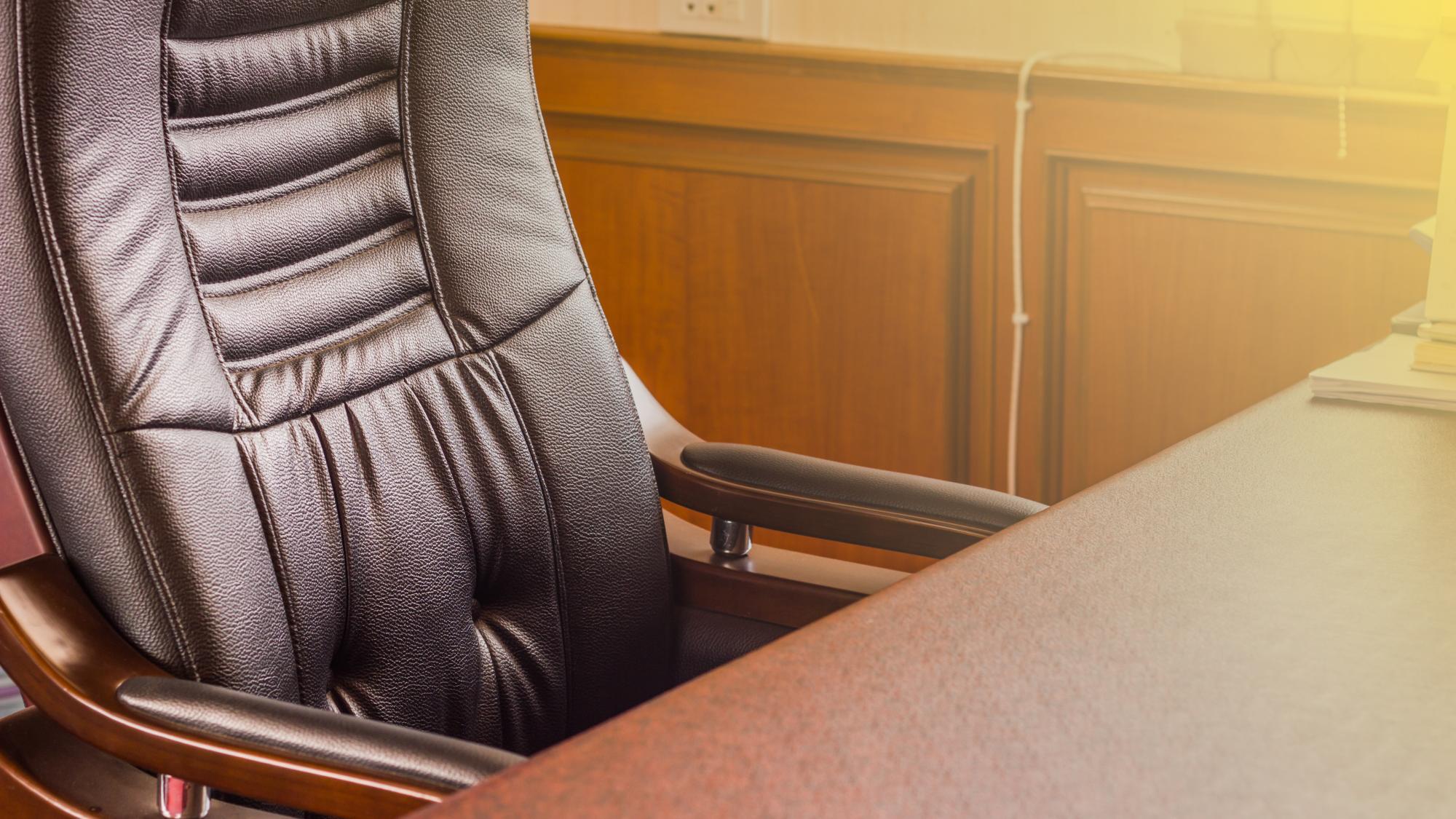 6er-Kommission: 3 ist einer zu viel - Politik | stol.it