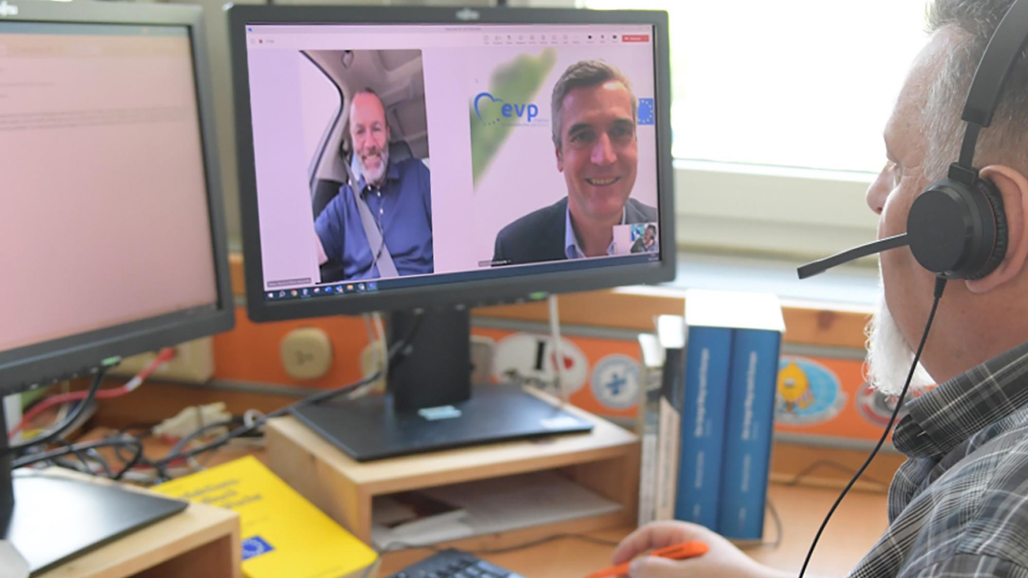 Für ein freies, demokratisches Europa - Politik | stol.it