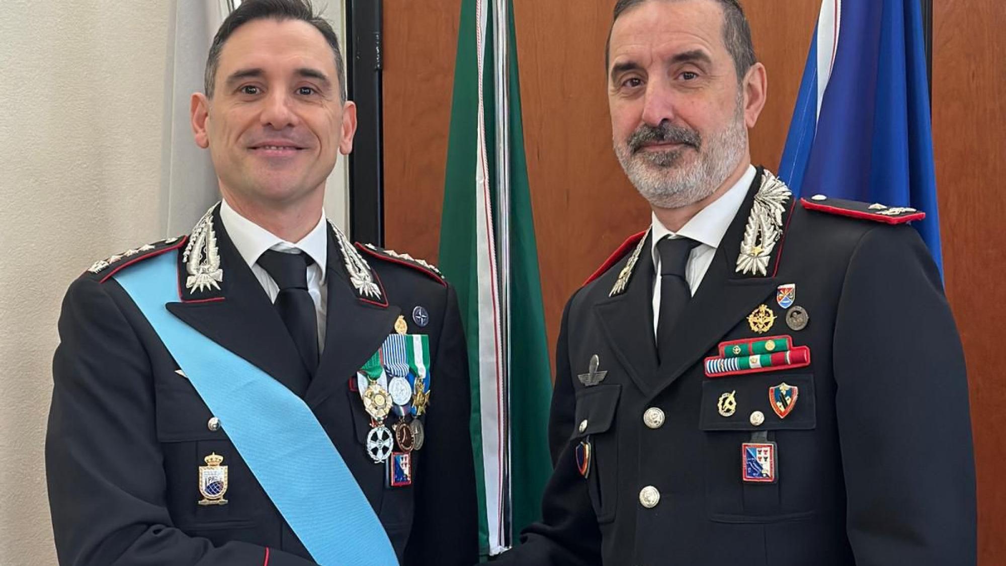 Von Neapel nach Südtirol: Neuer Landeskommandant mit NATO-Erfahrung - Chronik | stol.it