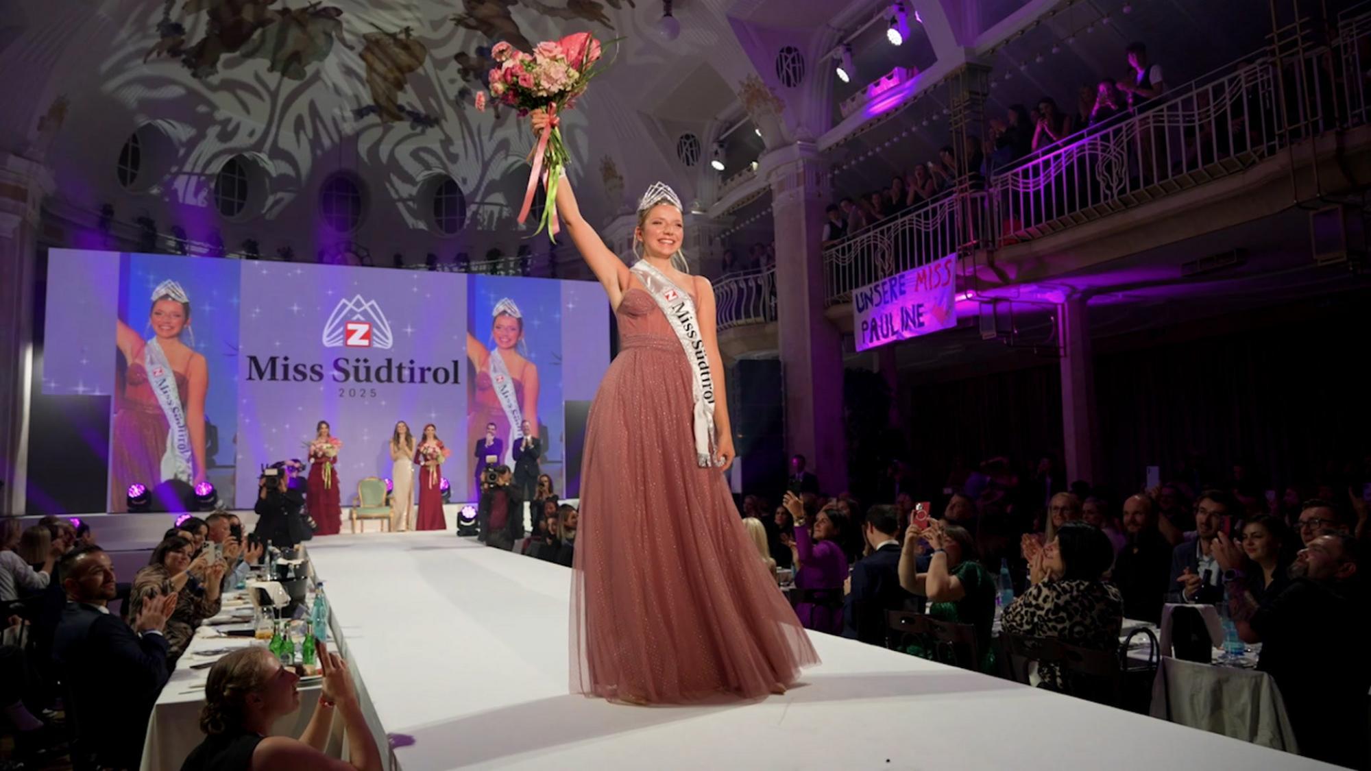 Pauline Aster ist „Zett“-Miss Südtirol 2025 - Videos | stol.it