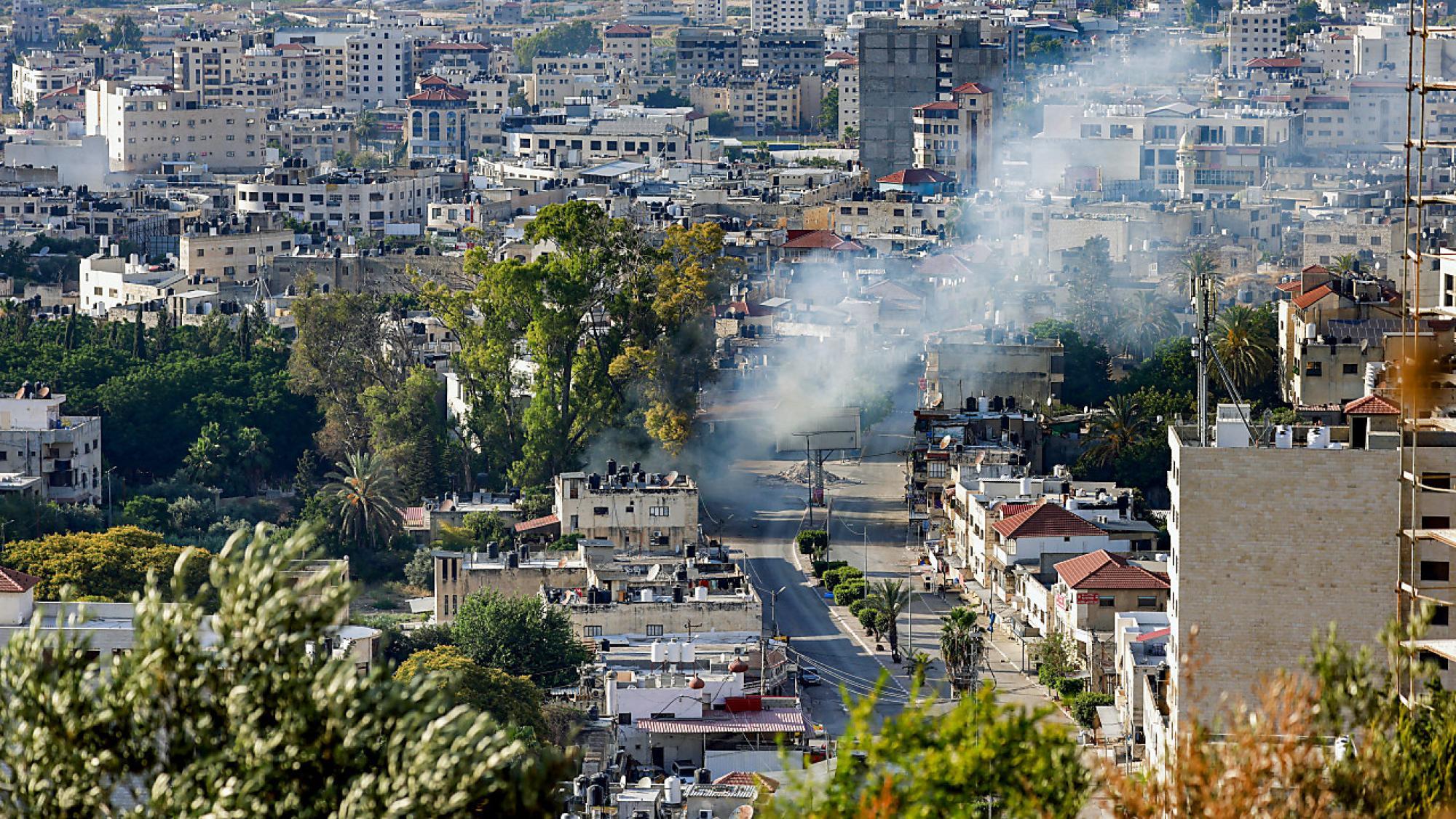 5 Tote bei israelischem Einsatz im Westjordanland - Chronik | stol.it