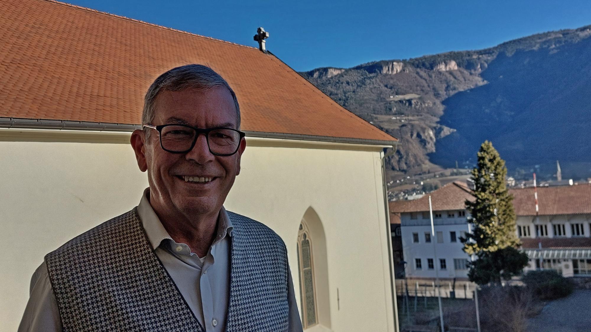 „Martins Sonn(der)tag“: Warum segnet die Kirche alle und alles, aber ...