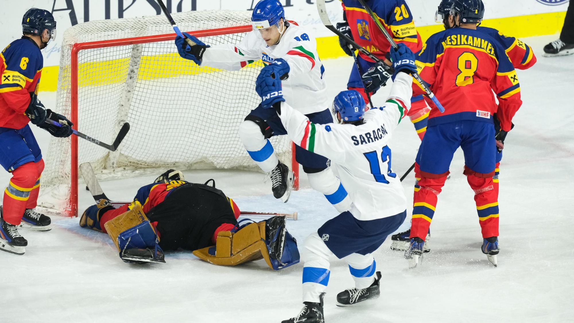 Gala-Vorstellung: Italien zaubert sich in die Top-Division - Sport ...