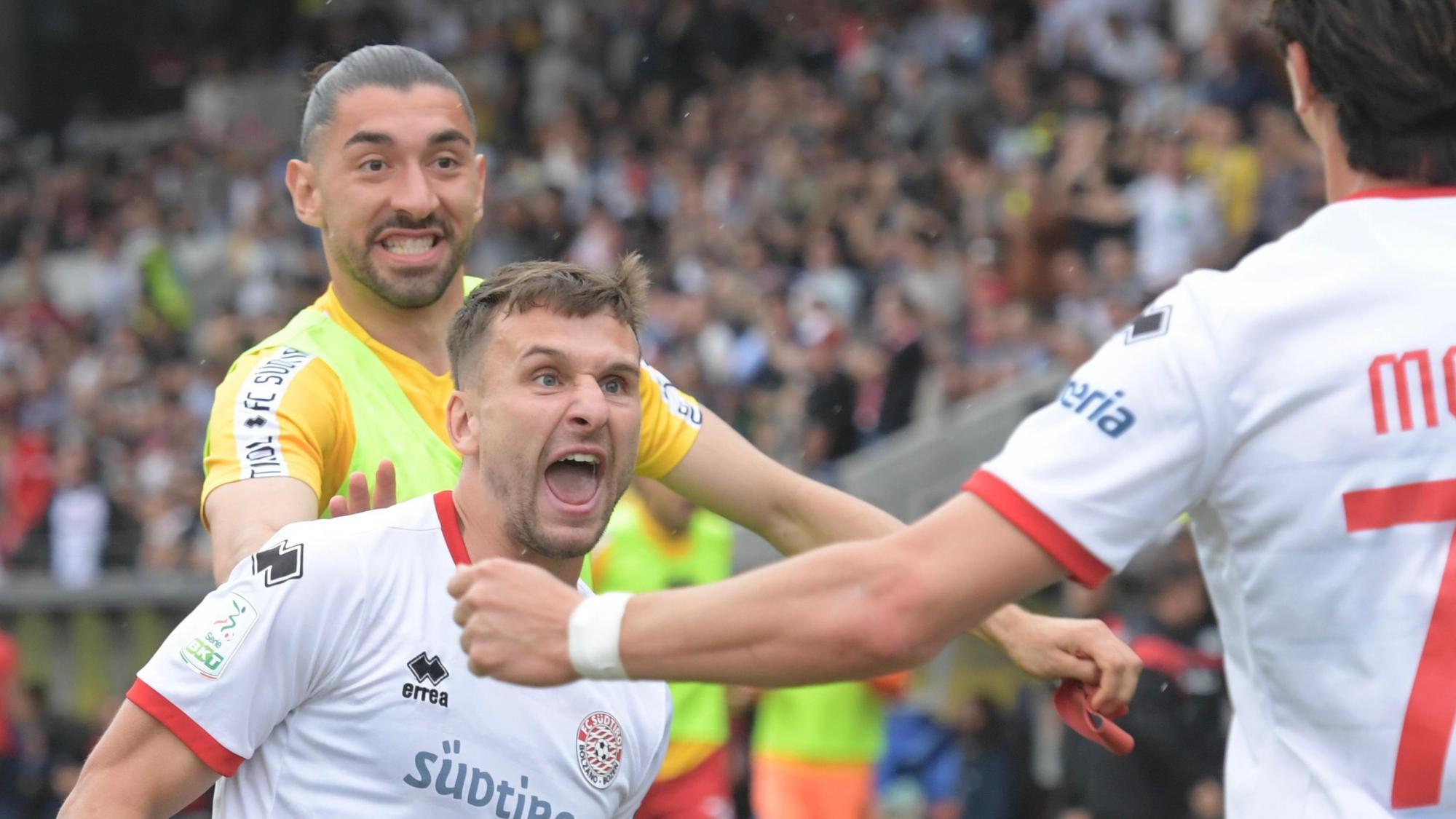 Simone Davis verrückter Tag: FC Südtirol fast gerettet! - Sport | stol.it