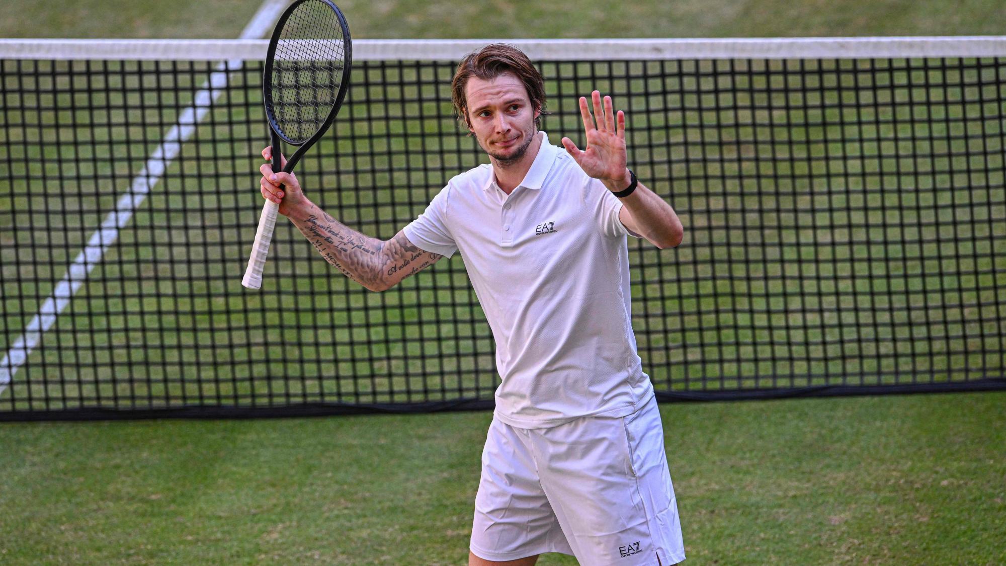 Zverev und der Sinner-Bezwinger im Halle-Halbfinale - Sport | stol.it