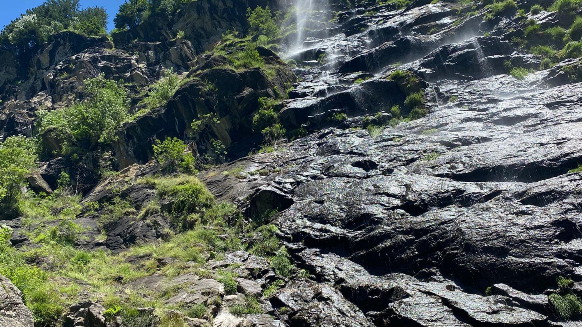 Stuller Wasserfall: Sturz in den Tod beim Versuch, den Rucksack zu ...