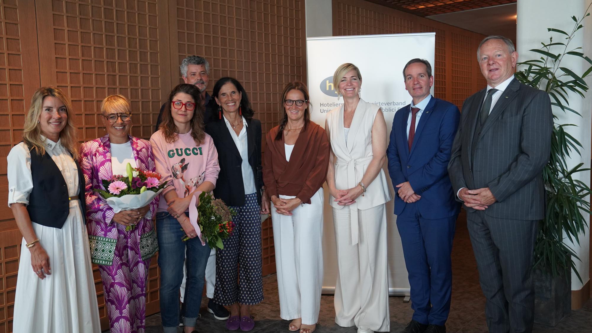 Julia Frank ist HGV-Künstlerin des Jahres 2025 - Chronik | stol.it