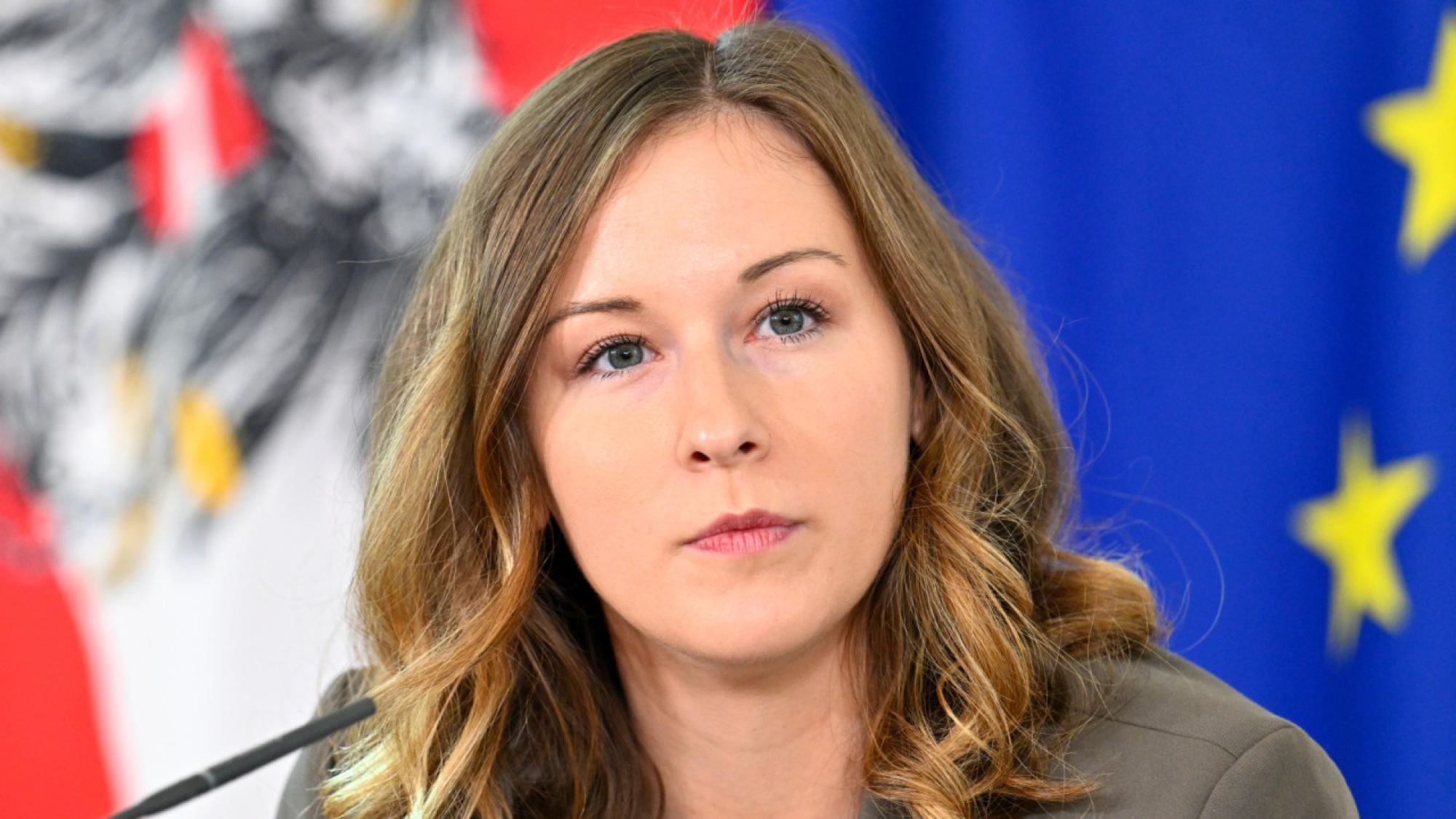 Koalition der Willigen berät mit US-Vertretern in Paris - Politik | stol.it