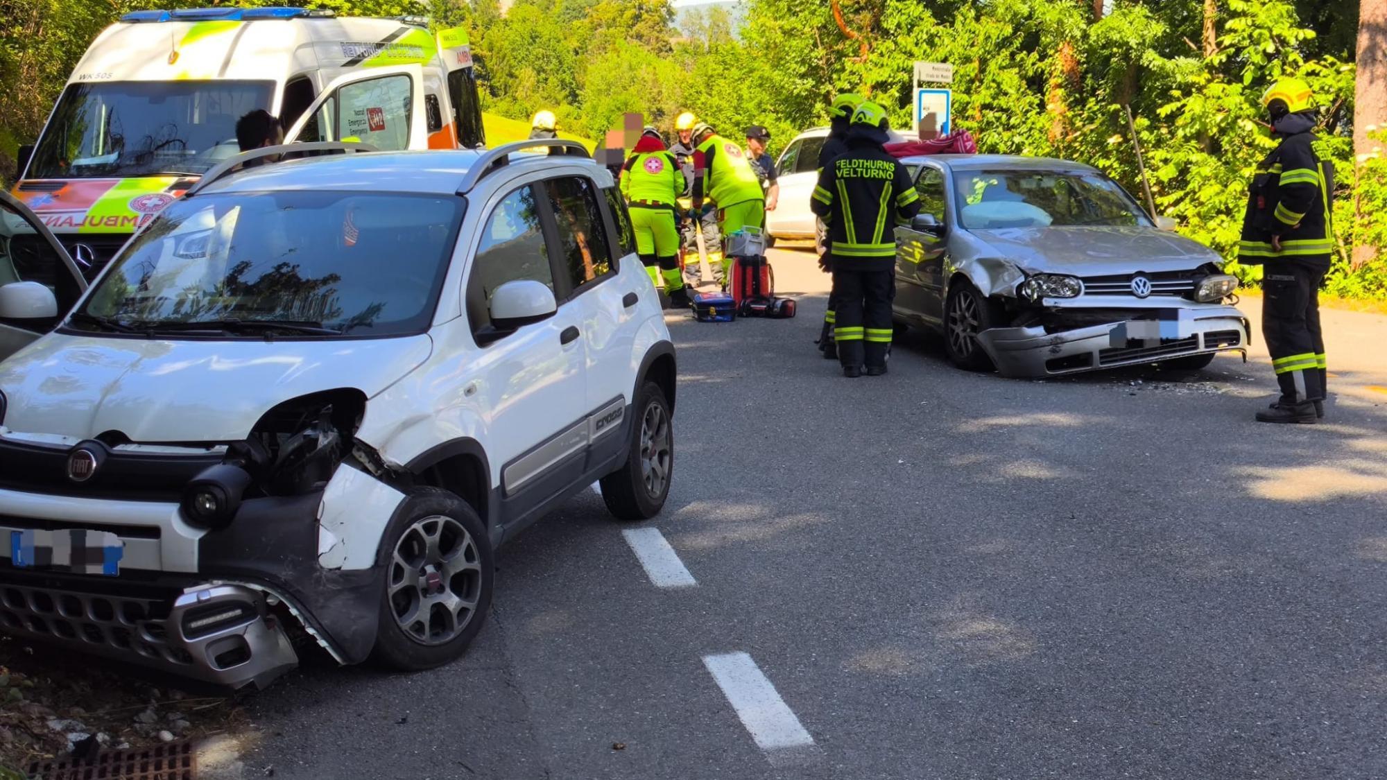 Feldthurns: Zwei Pkw kollidieren – Eine Person verletzt - Chronik | stol.it