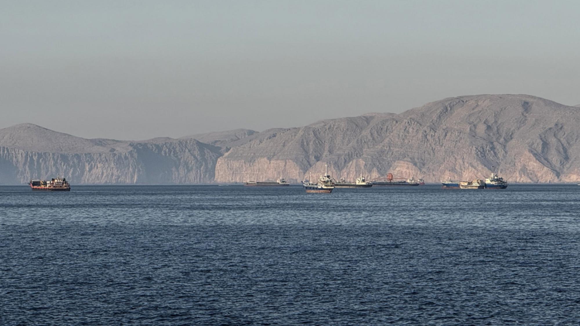 Erneut Angriffe in Straße von Hormuz - Politik | stol.it