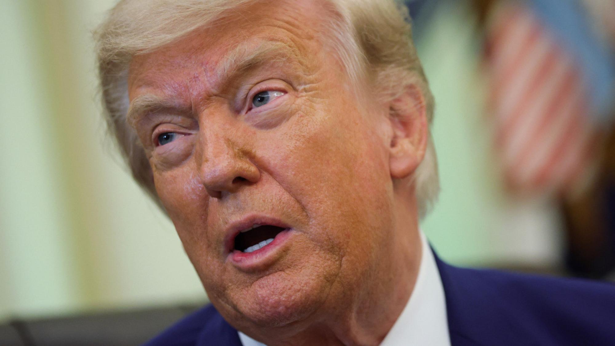 US-Repräsentantenhaus für Einschränkung von Trumps Macht - Politik ...